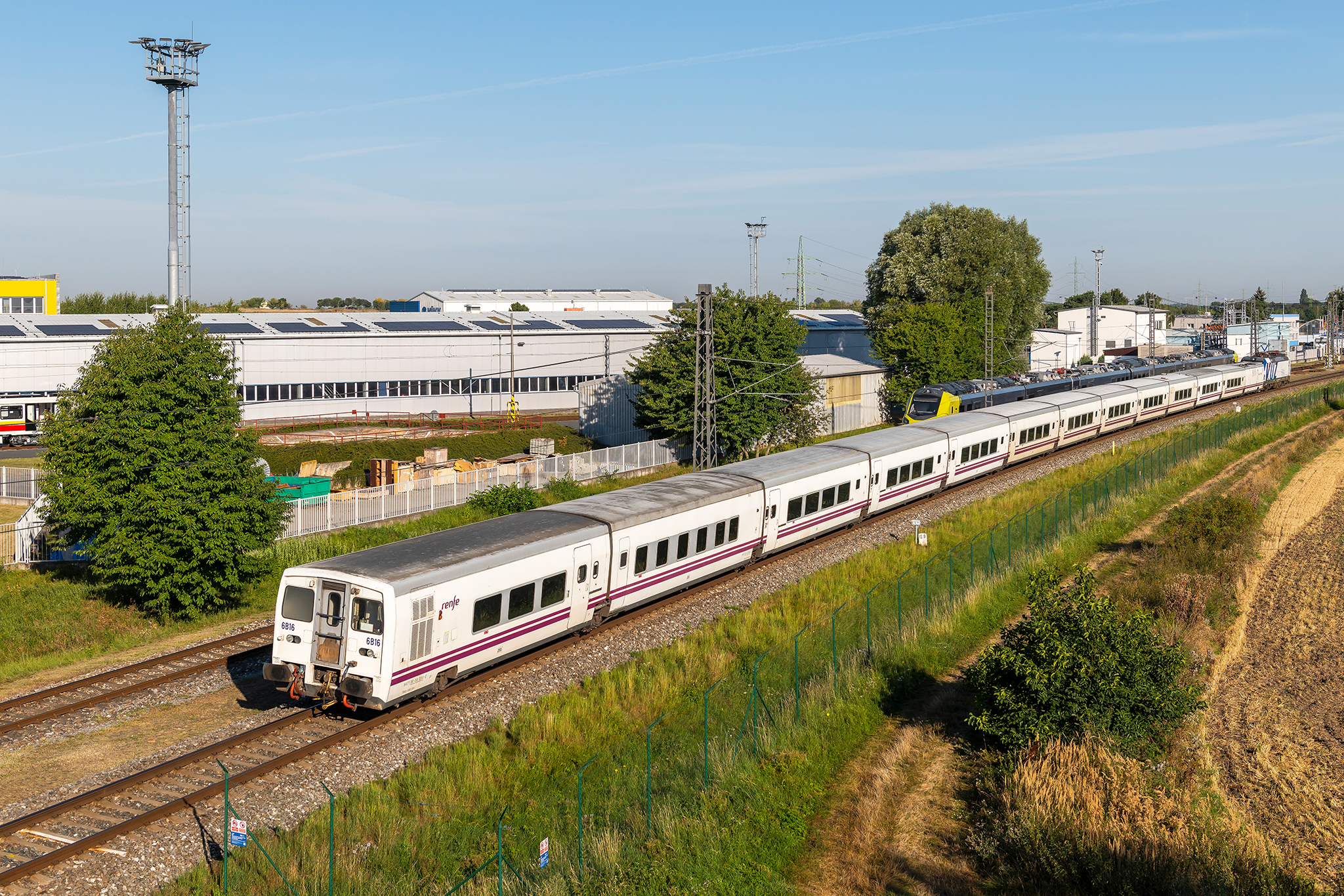 Talgo Pendular - VUZ Velim - VLADANFOTO
